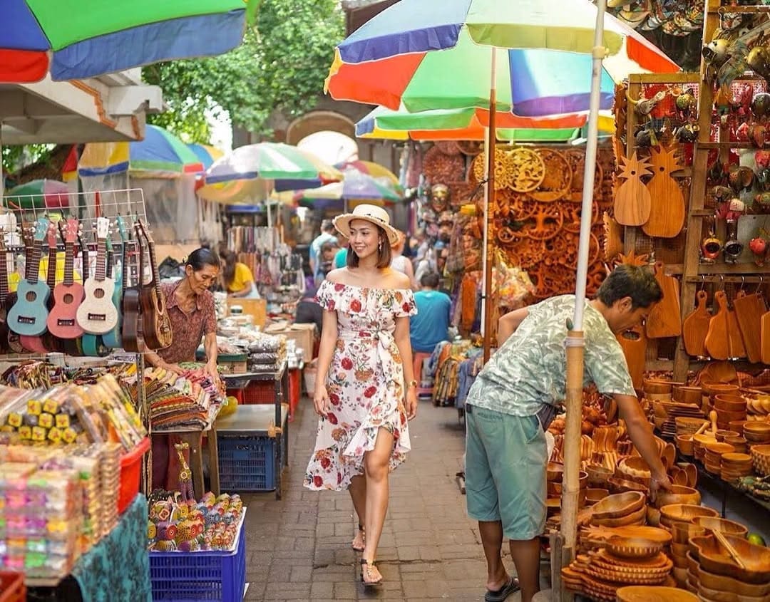Ubud Art Market Highlights – How to Enjoy the Beautiful Art Shopp...